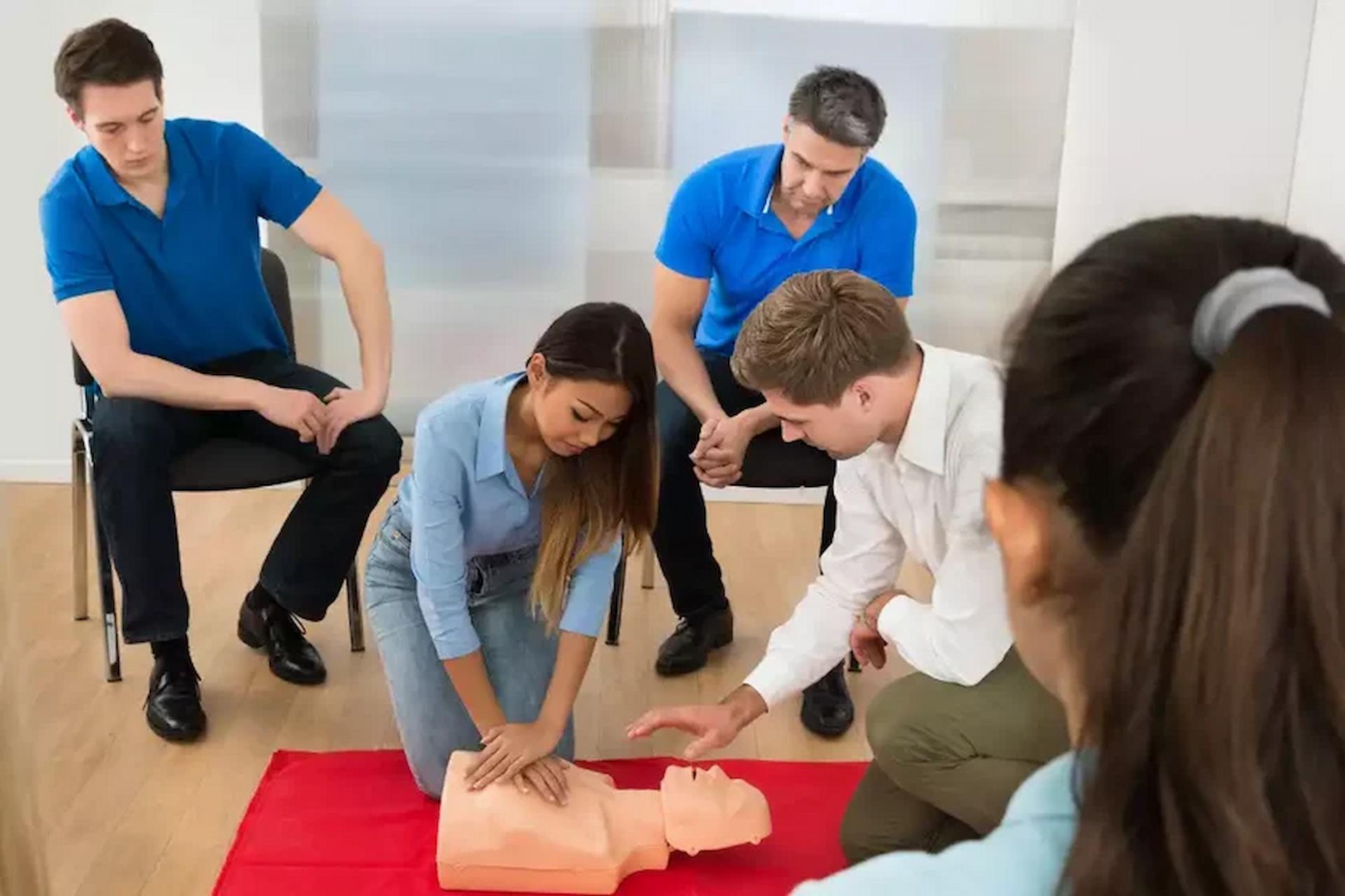 Why Your Workplace Needs Group CPR Training Now More Than Ever