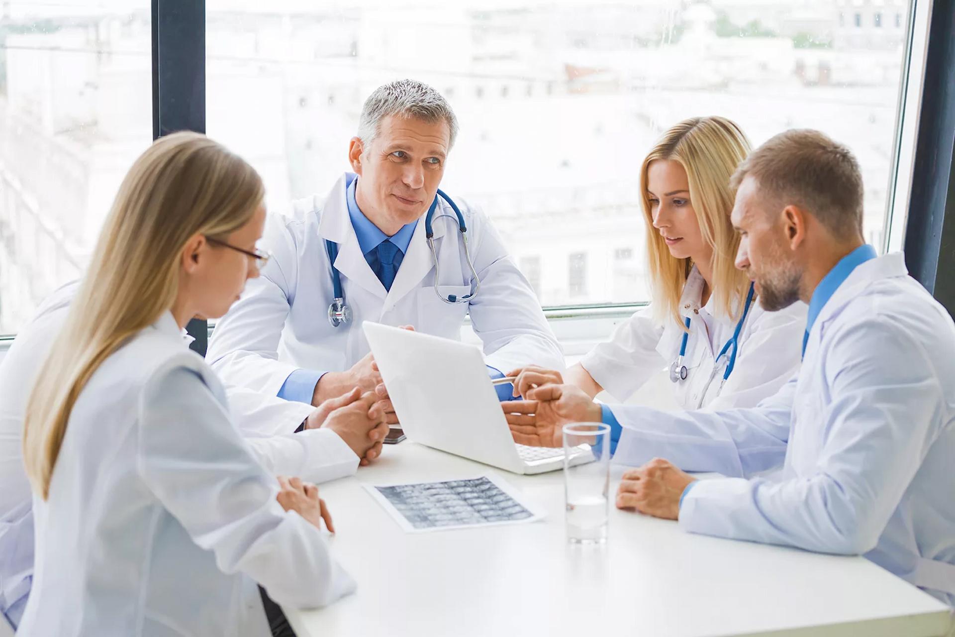 Tailored Financial Solutions for Healthcare Careers