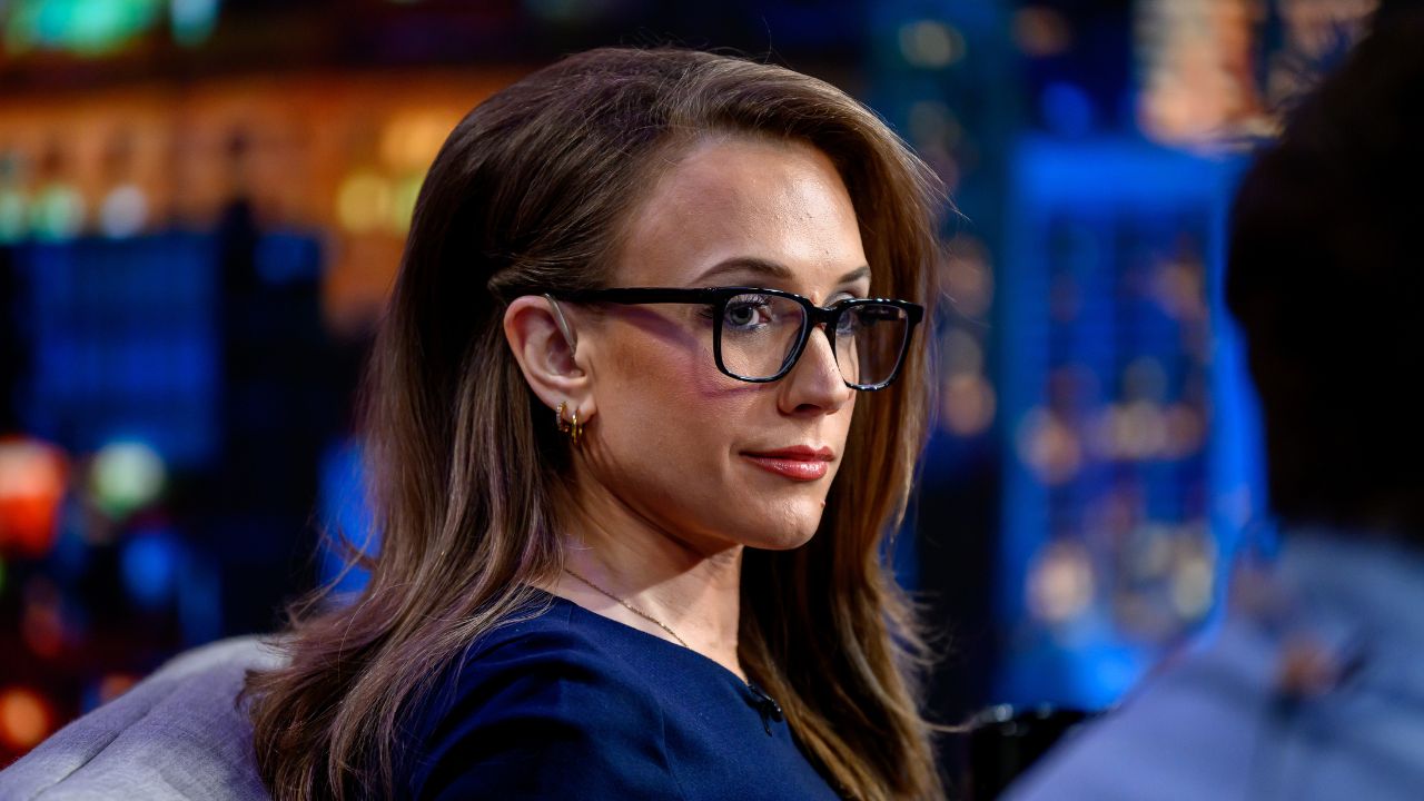Kat Timpf Net Worth: Why Being Worth More Than Wealth - Megri Blog ...