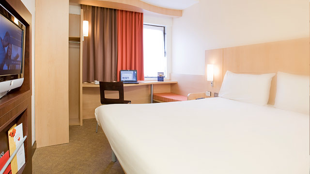 How To Choose Best Staying Place In Budget?